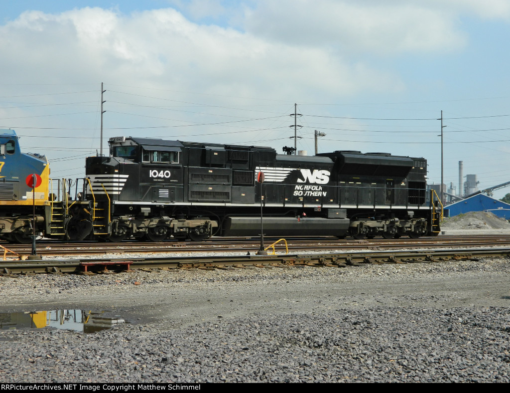 NS 1040